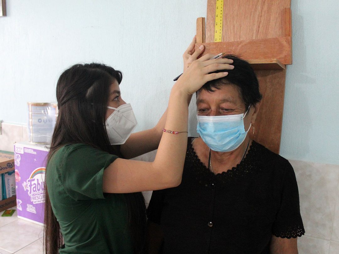 PESO Y TALLA PARA EL ADULTO MAYOR - Cabrini Guatemala